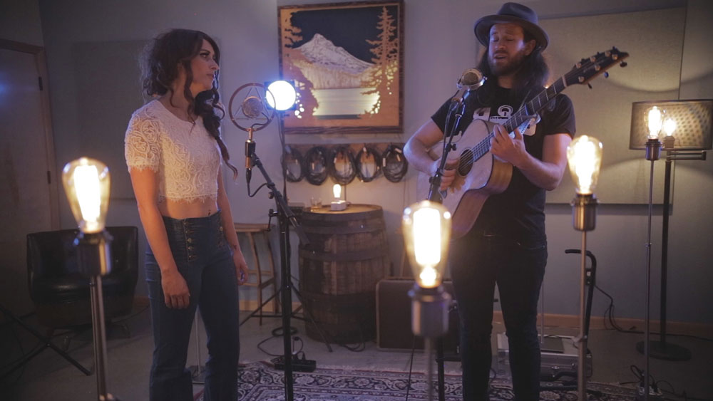 Fox and Bones Live from The Rye Room [Video Premiere] | Vortex Music ...